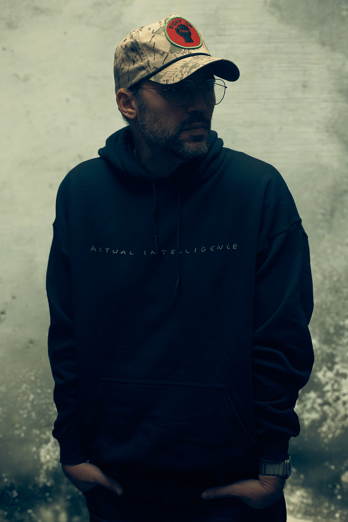 Jeremy Cowart – E/S Customs